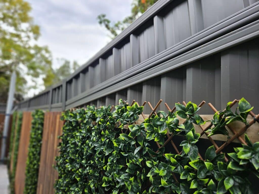 Colorbond Fence Extensions in Sydney | Home and Garden Group